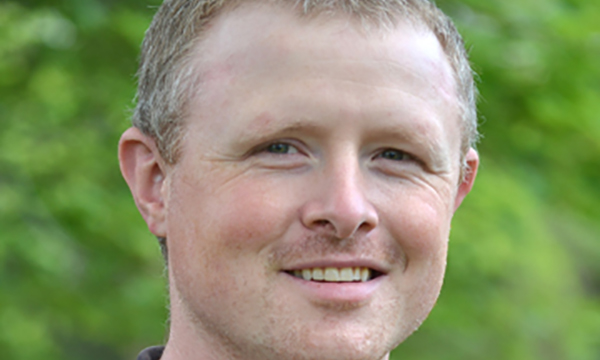 Paramedic Scott Nile Earns Flight Certificate | MaineHealth